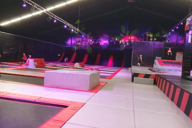 Sem had een coole jumpparty bij Jump XL Rotterdam - Kidsproof Rotterdam